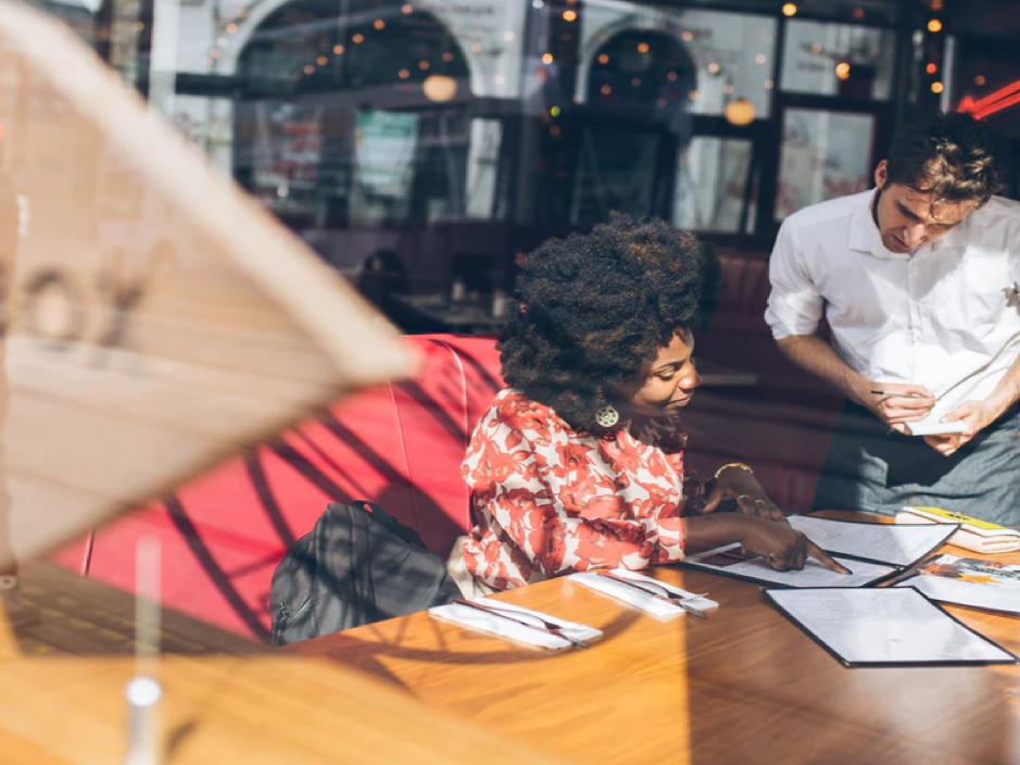 Why You Should Get a Wireless Paging System | SIGNALGRYD